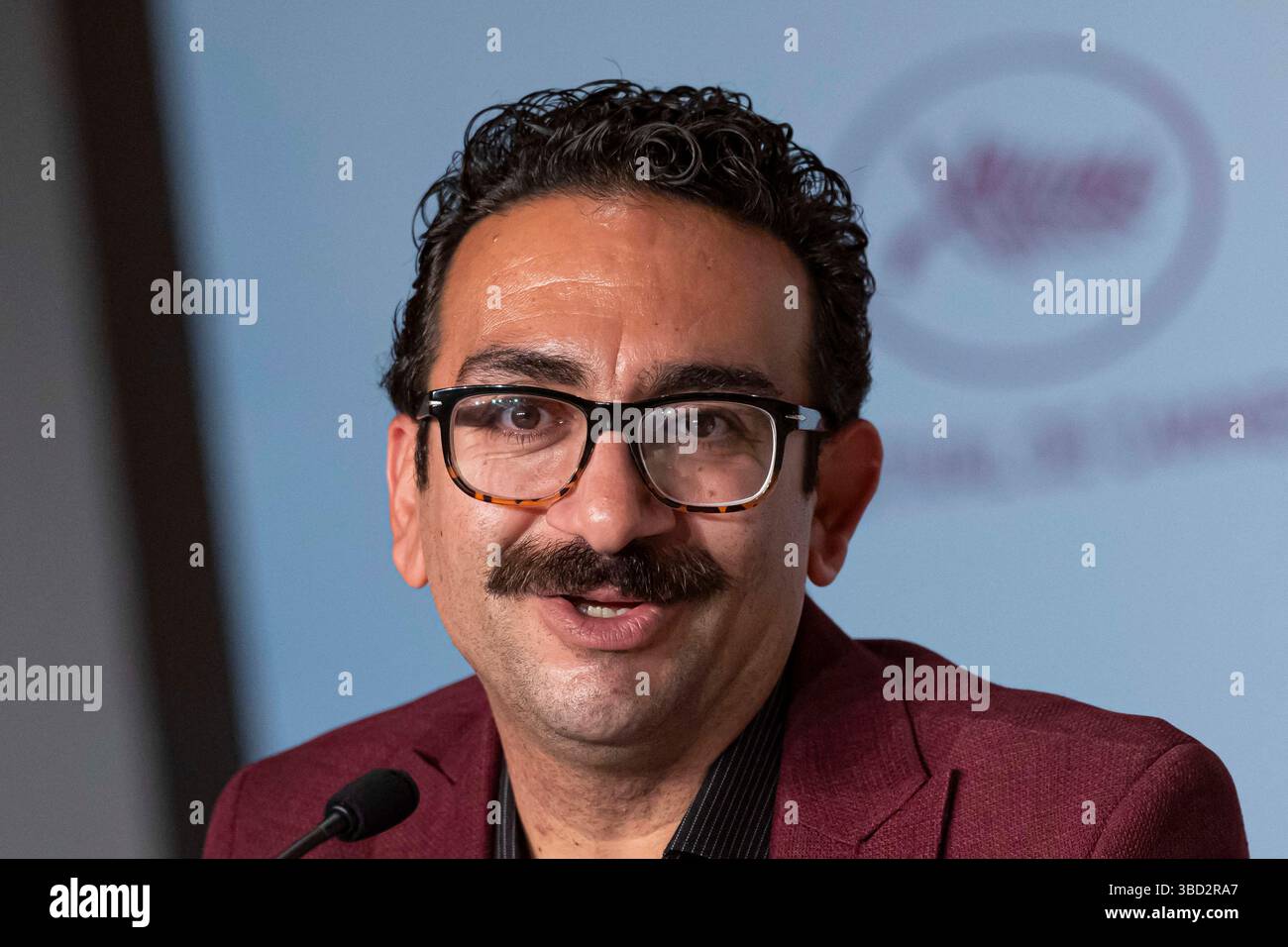 Vahid Mobasseri during the "Un Simple Accident" press conference at the ...