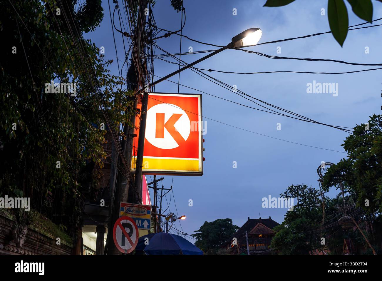 Ubud, Indonesia - May 16, 2025: Circle K Stores signage in Ubud street ...