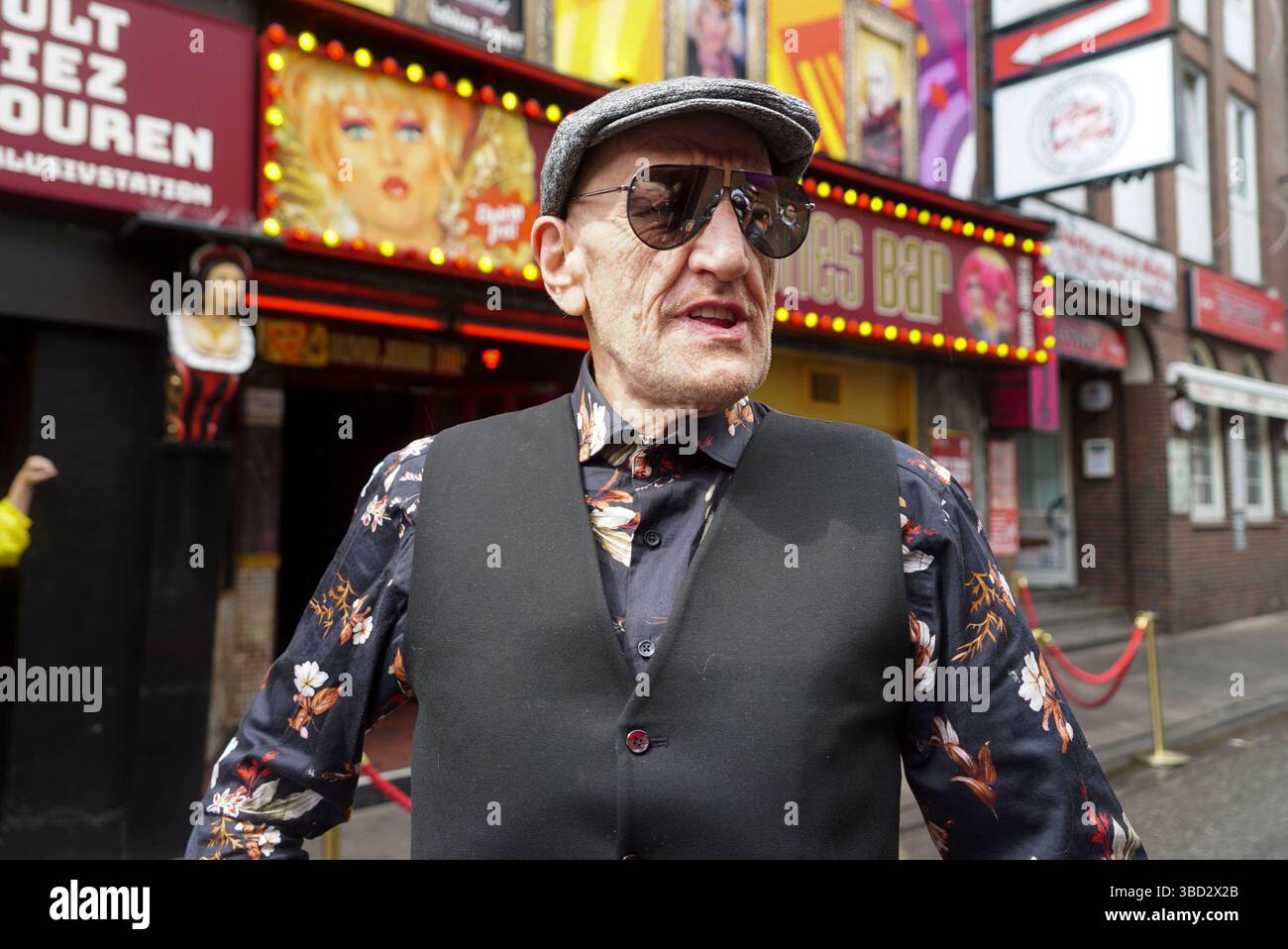 Eddy Kante Frank Uwe Axel Schroeder ist ein deutscher Leibwächter, Schauspieler und Musiker Eddy ...