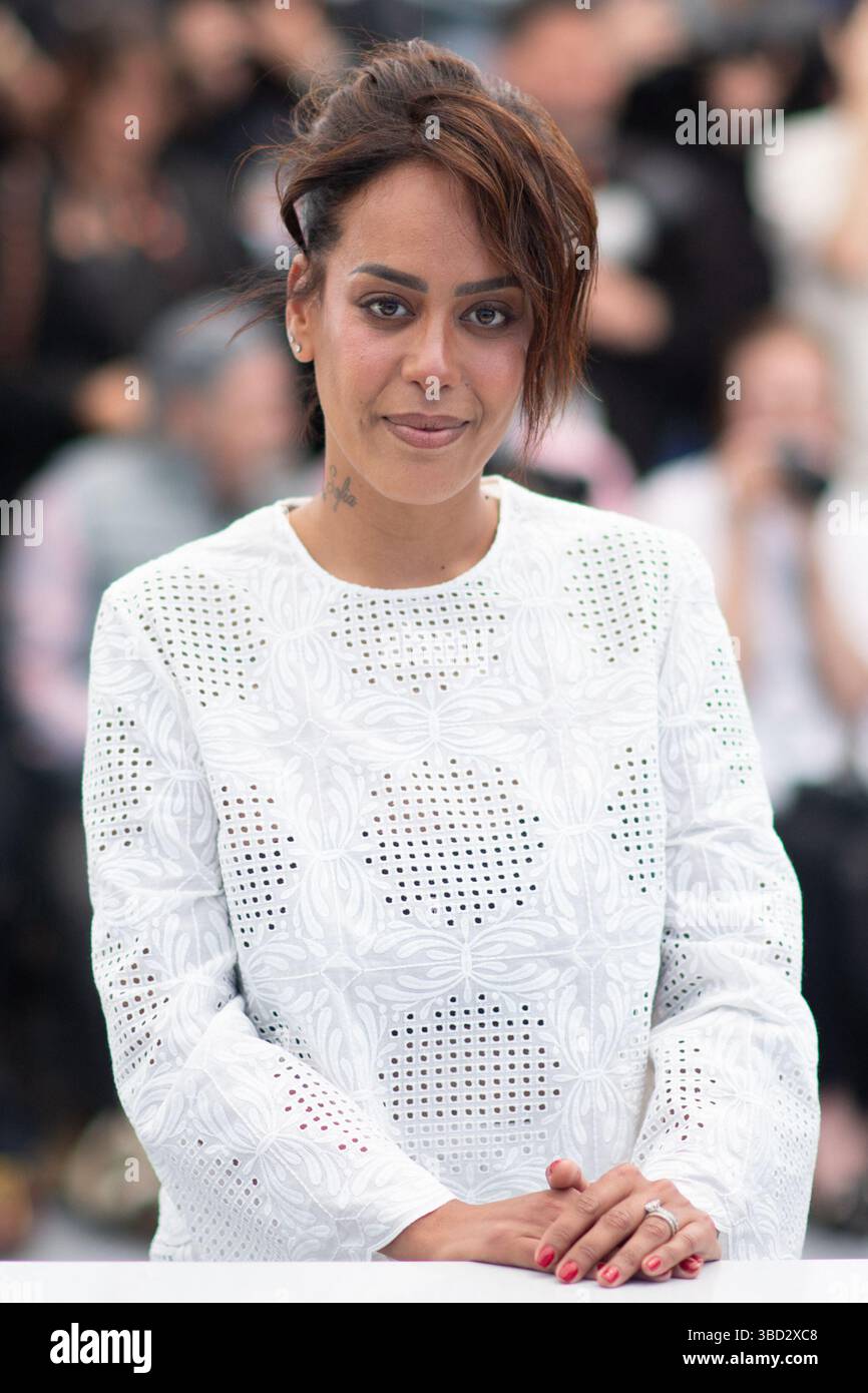Amel Bent attending the Ma Frere Photocall in Cannes, France on May 22, 2025 as part of the 78th ...