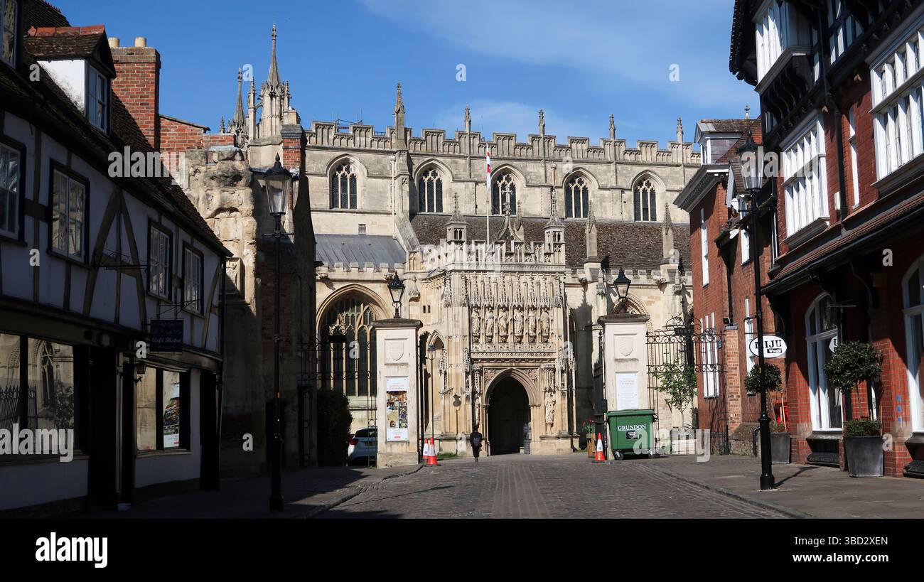 College Street entrance to Gloucester Cathedral Stock Photo - Alamy