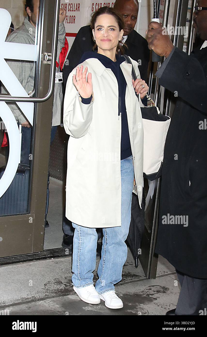New York, NY, USA. 21st May, 2025. Amanda Peet seen in New York City on ...