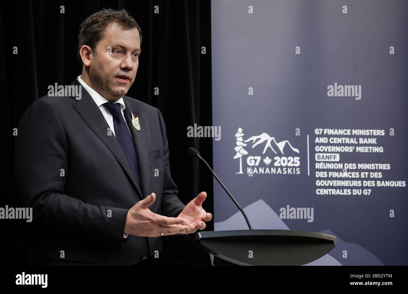 German Finance Minister Lars Klingbeil speaks to the media at the G7 ...