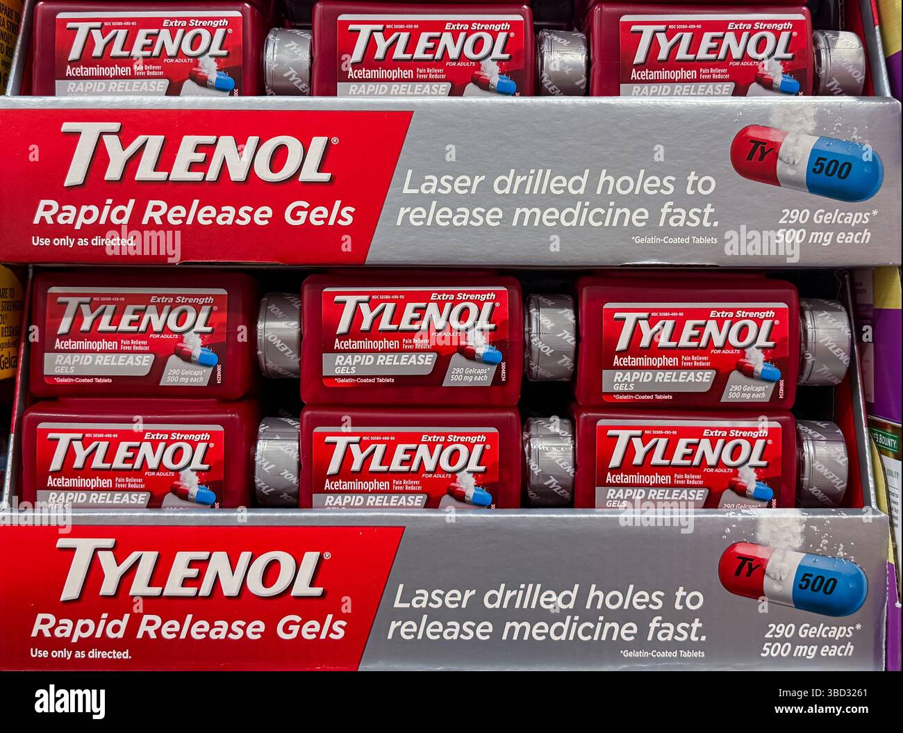 WOODBURY, MN, USA, APRIL 22, 2025:Tylenol Rapid Release Gels display ...