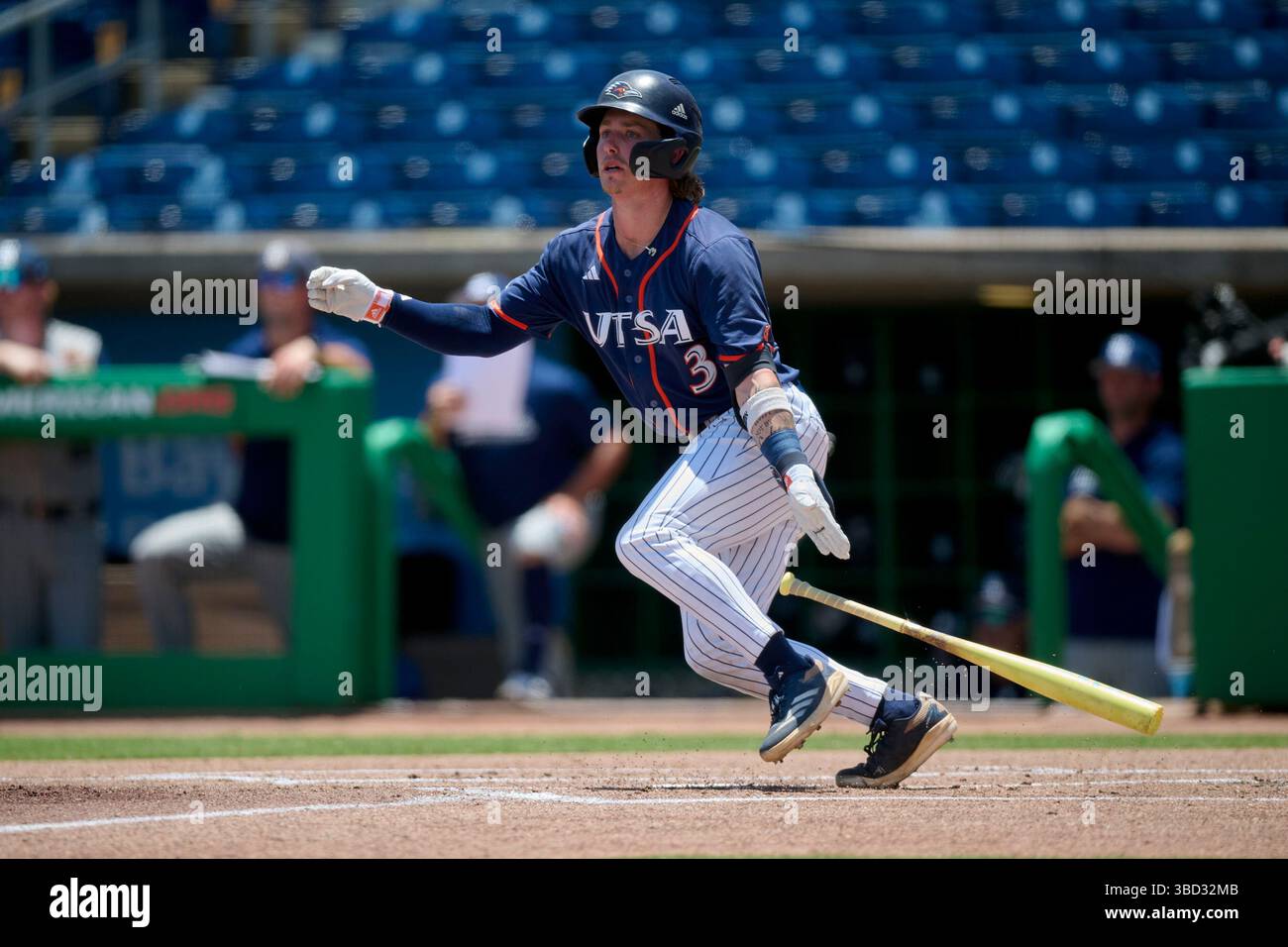 UTSA Roadrunners Mason Lytle (3) hits a home run during an American ...