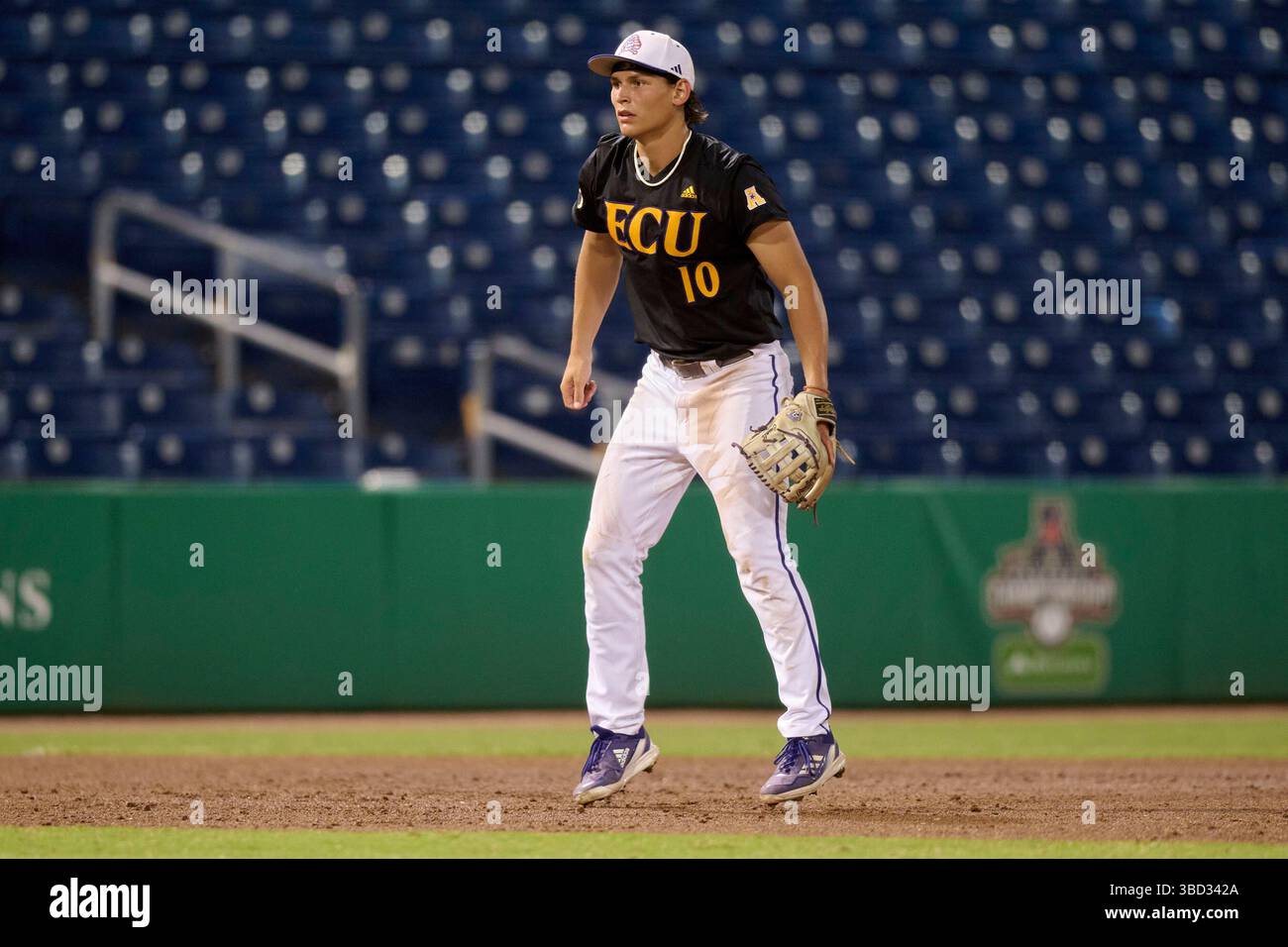 East Carolina Pirates third baseman Colby Wallace (10) during an ...