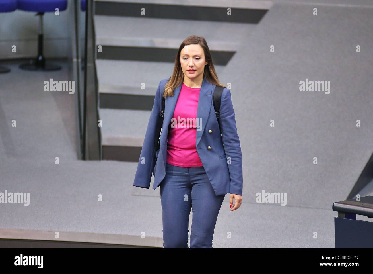 Berlin, Deutschland, 22.05.2025: Deutscher Bundestag: 7. Bundestagssitzung: Jasmina Hostert, SPD ...