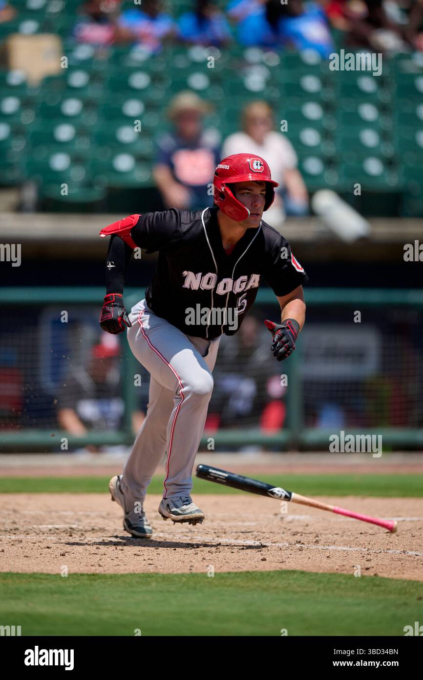 Chattanooga Lookouts Cade Hunter (5) bats during an MiLB Southern ...