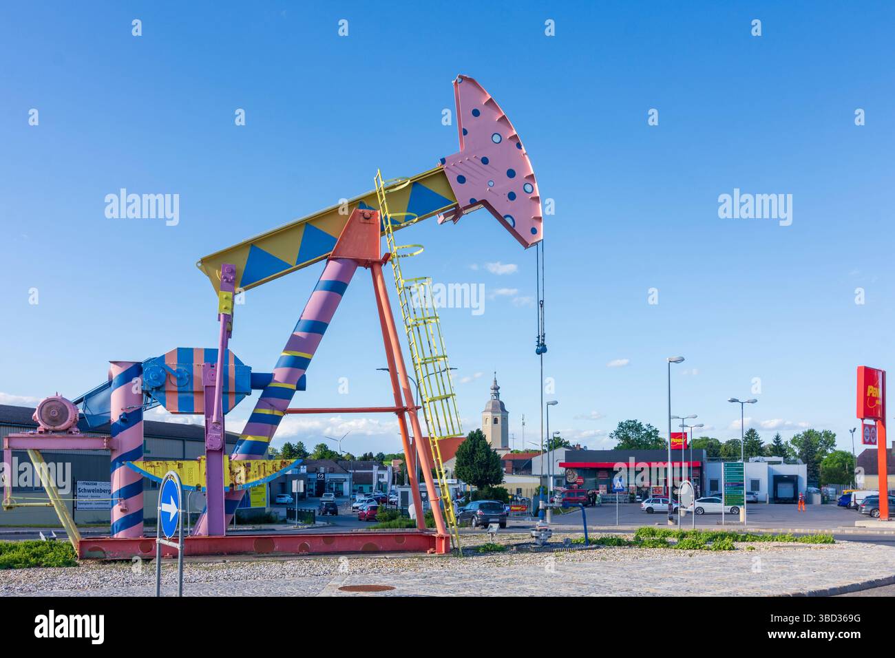 Zistersdorf: painted historic oil pump in roundabout commemorates ...