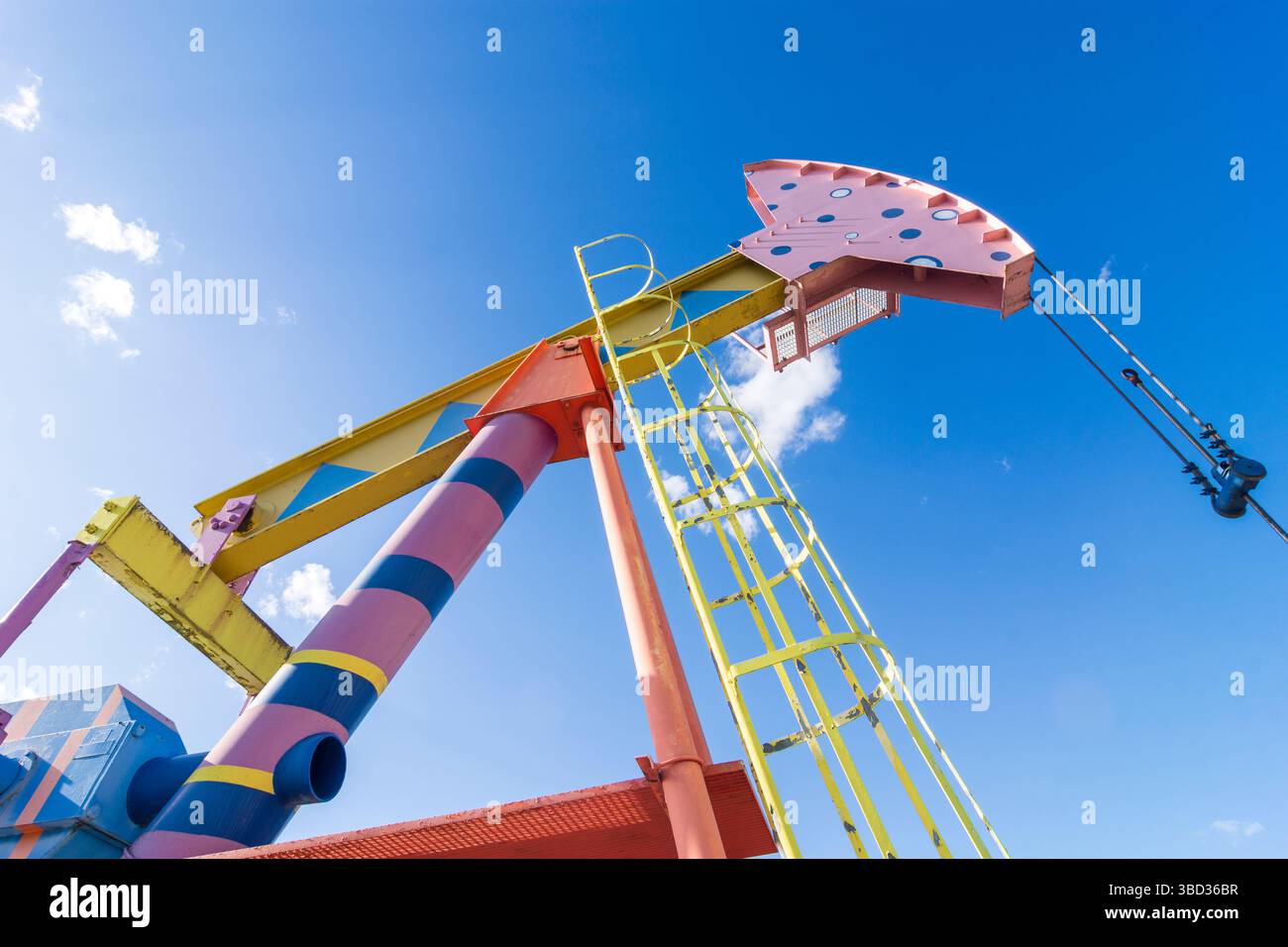 Zistersdorf: painted historic oil pump in roundabout commemorates ...