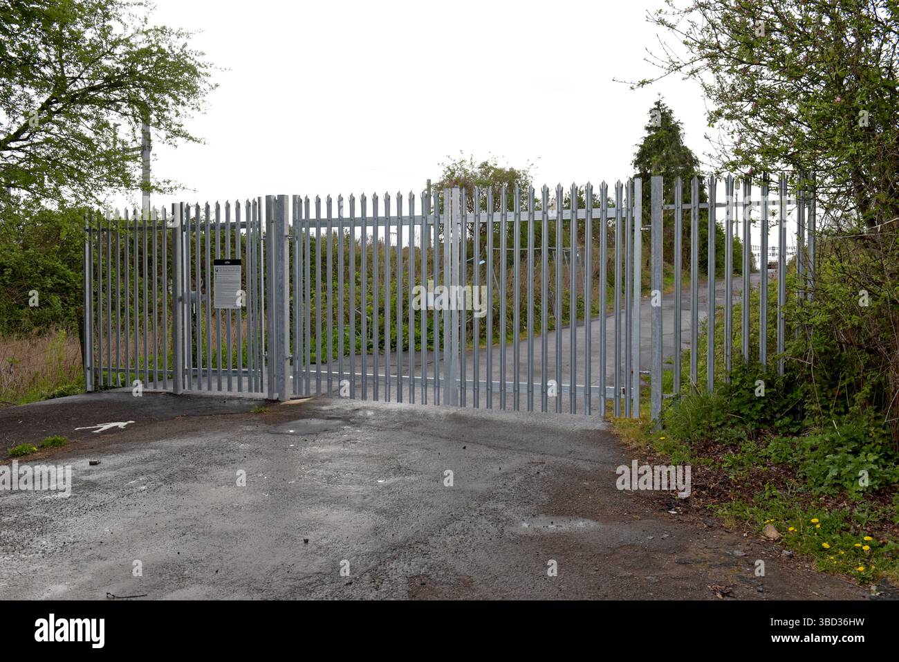Locked gates to the car park at Pilning Railway Station, Bristol, UK ...