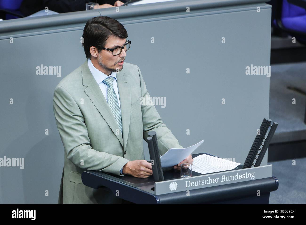 Politik - Deutscher Bundestag - Bundestagssitzung 21.05.2025 Politik ...