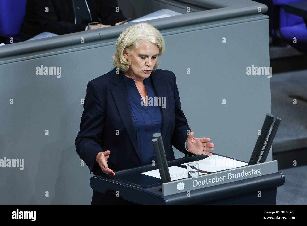 Politik - Deutscher Bundestag - Bundestagssitzung 21.05.2025 Politik ...