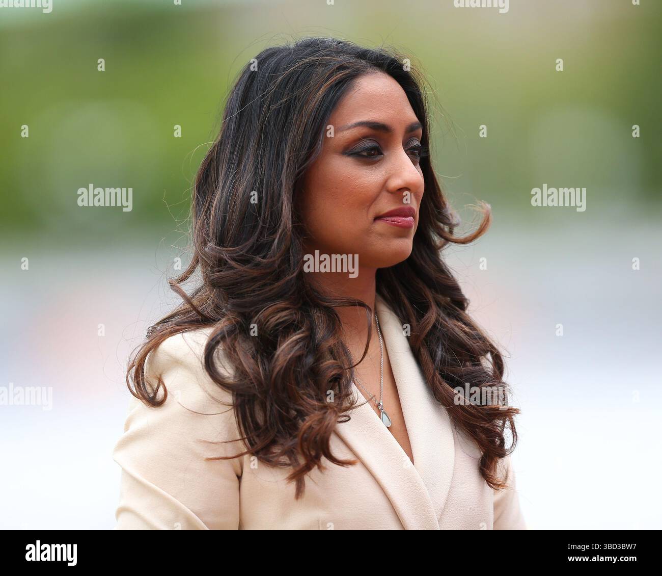 Nottingham, England, May 22 2025: Isa Guha before play during the ...