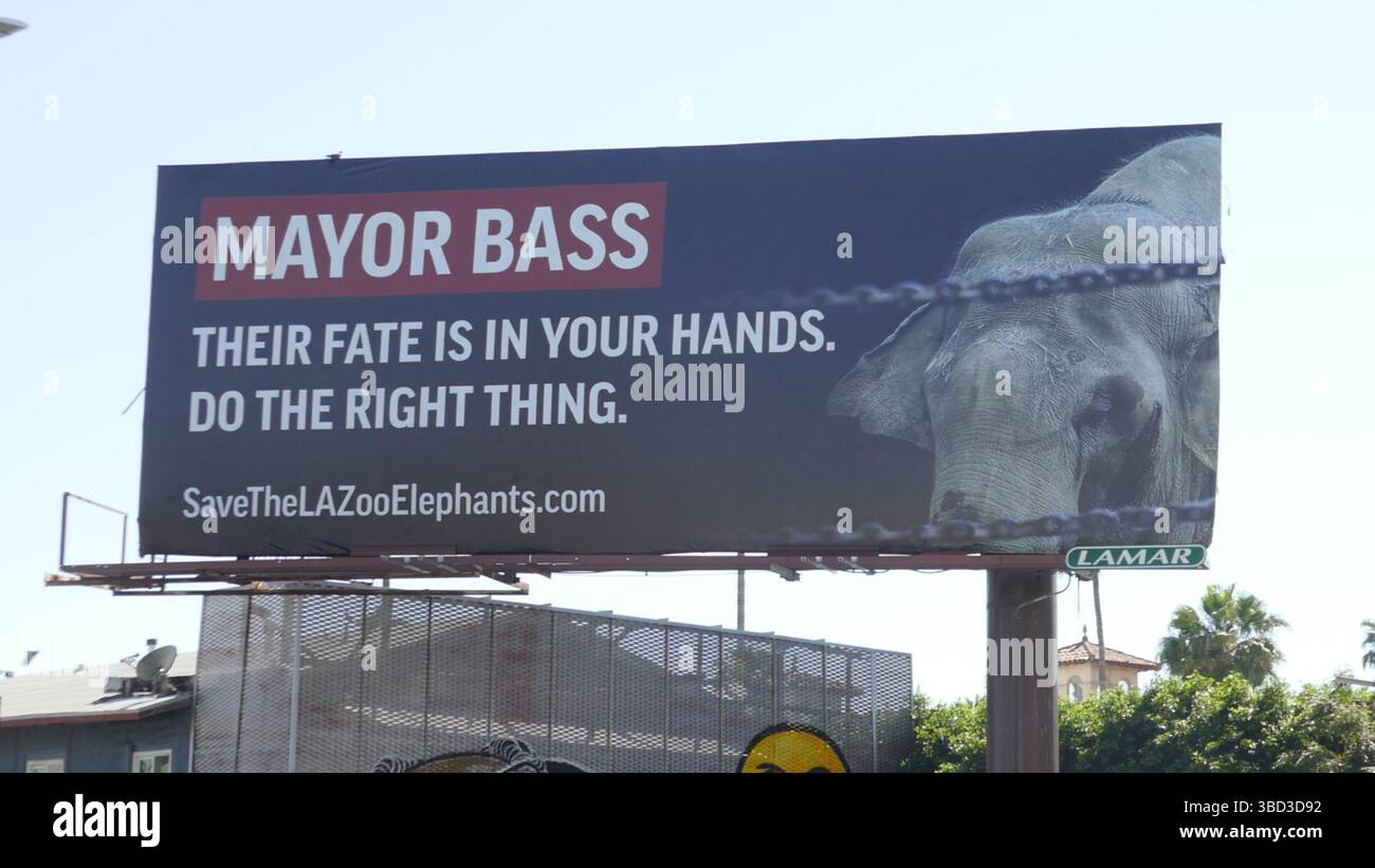 Los Angeles, California, USA 20th May 2025 Mayor Bass LA Zoo Asian ...