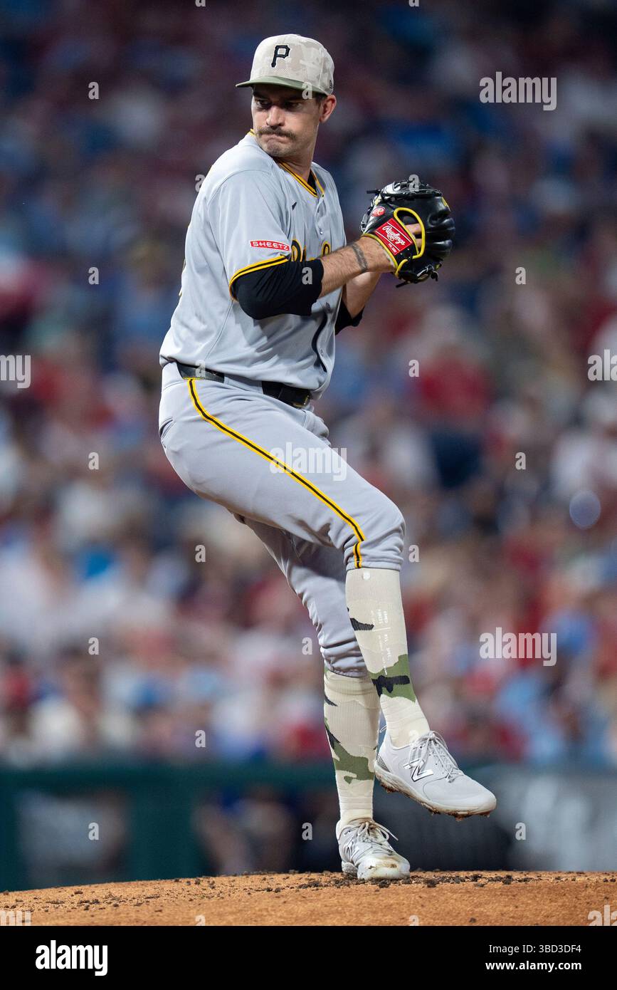 Pittsburgh Pirates starting pitcher Andrew Heaney in action during a ...