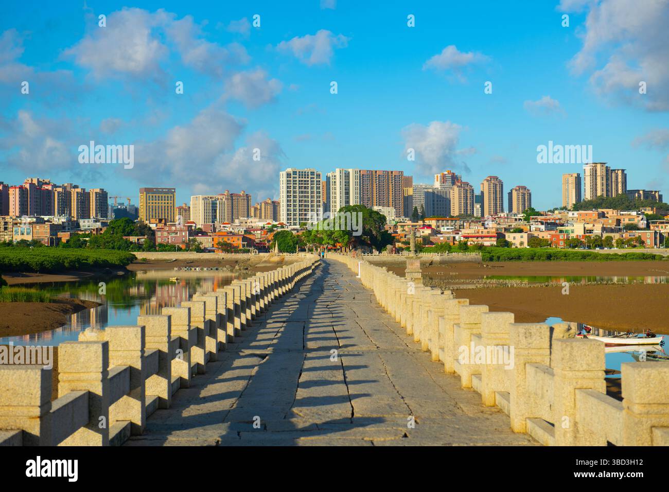 Luoyang Bridge aka Wan'an Bridge is a pedestrian bridge built over 1000 ...