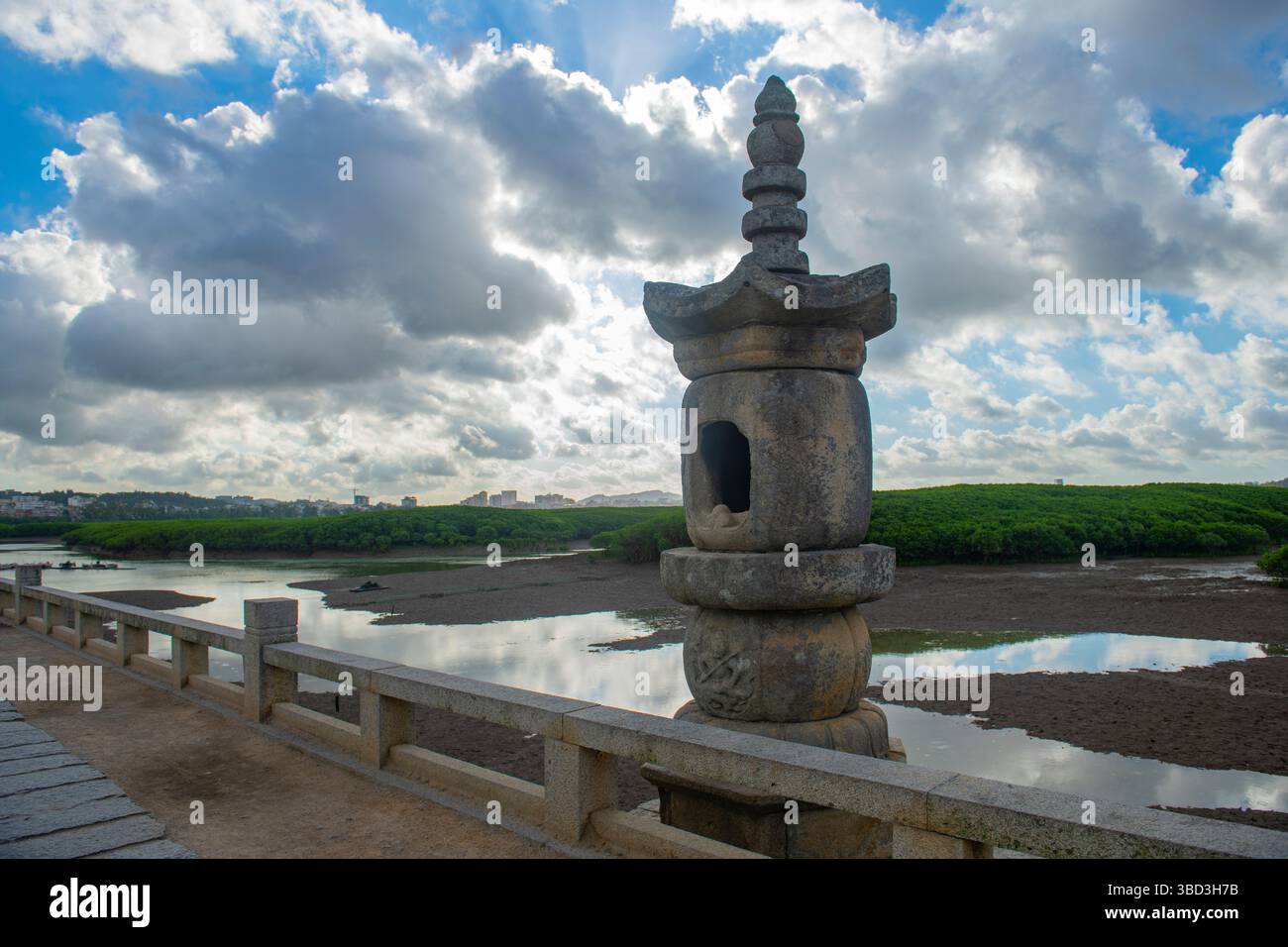 Buddha Tower at Luoyang Bridge. This bridge aka Wan'an Bridge is a ...