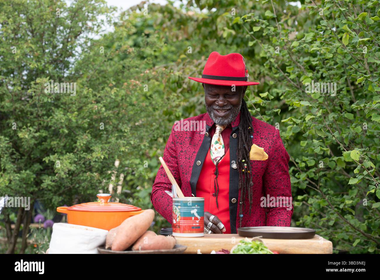 Chelsea, London, UK. 19th May, 2025. Celebrity Chef and businessman ...