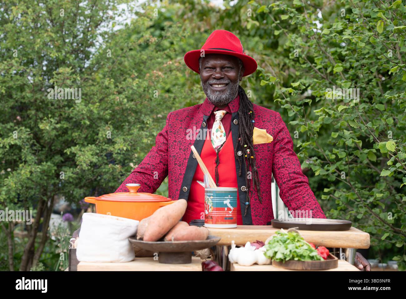 Chelsea, London, UK. 19th May, 2025. Celebrity Chef and businessman ...