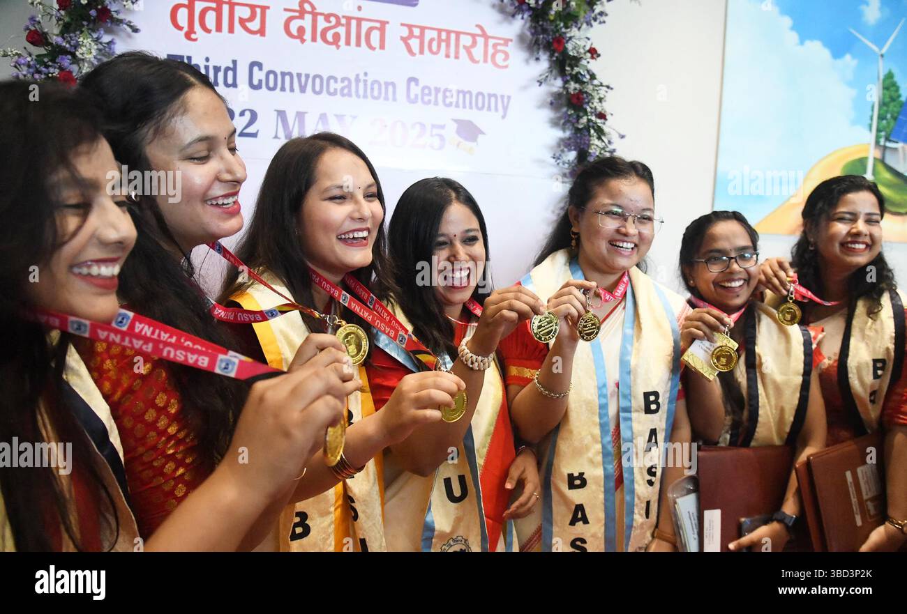 Patna, India. 22nd May, 2025. PATNA, INDIA - MAY 22: Meritorious ...