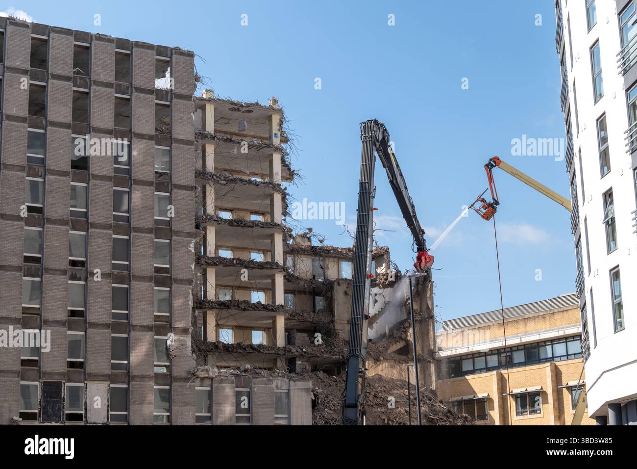 The Premier Inn being demolished with industrial diggers in Bristol ...