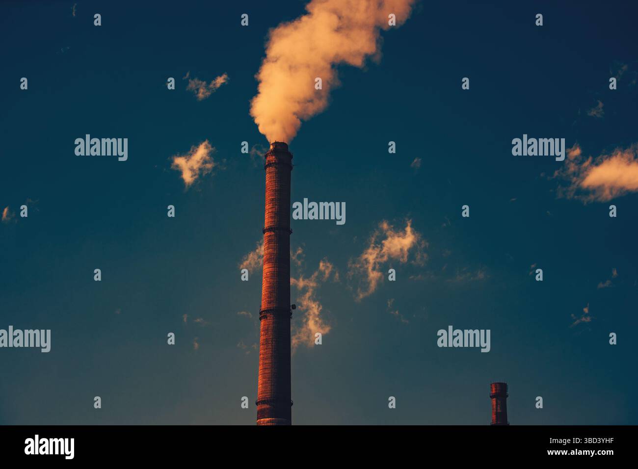Pipe dense smoke sunset hi-res stock photography and images - Alamy