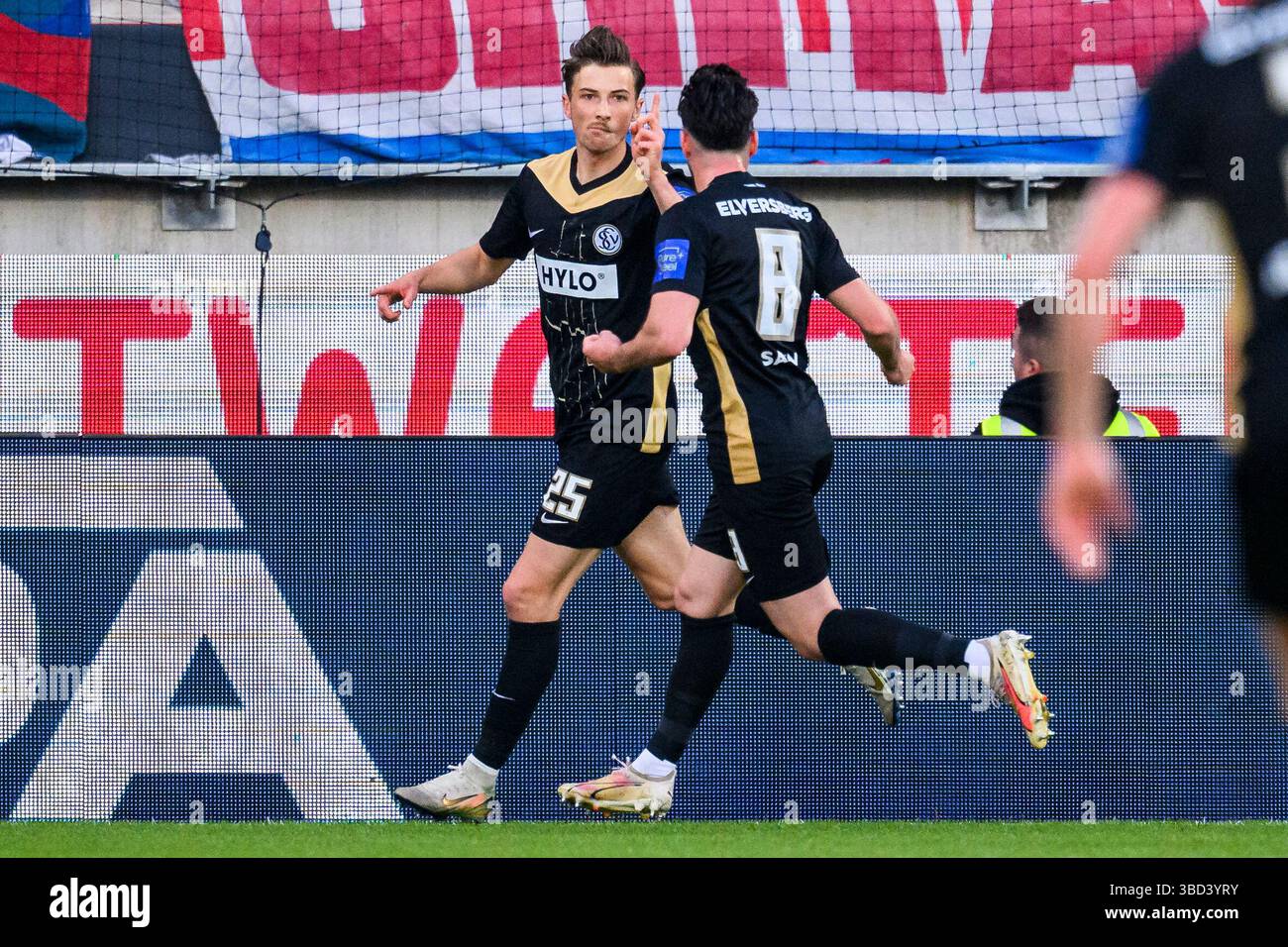 22 May 2025, Baden-Württemberg, Heidenheim: Soccer: Bundesliga ...