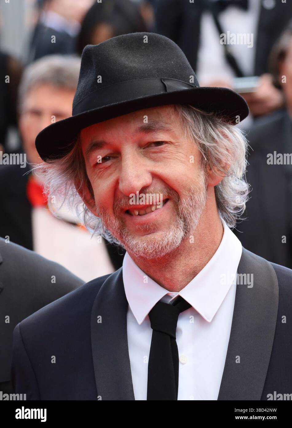 Cannes, France, 22nd May, 2025. Arthur H arriving on the red carpet for ...
