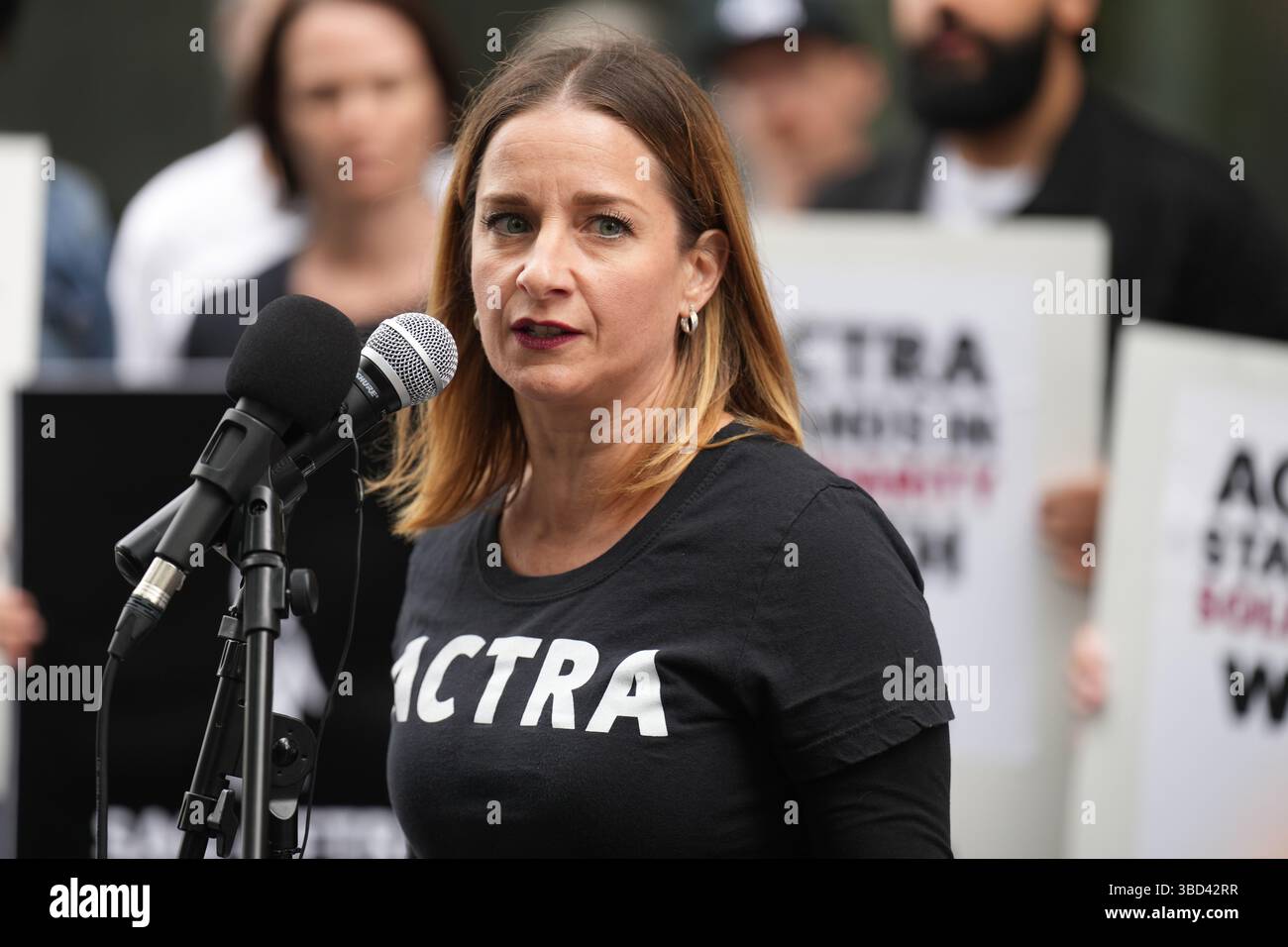 Actor Eleanor Noble and National President of ACTRA. the Alliance of ...