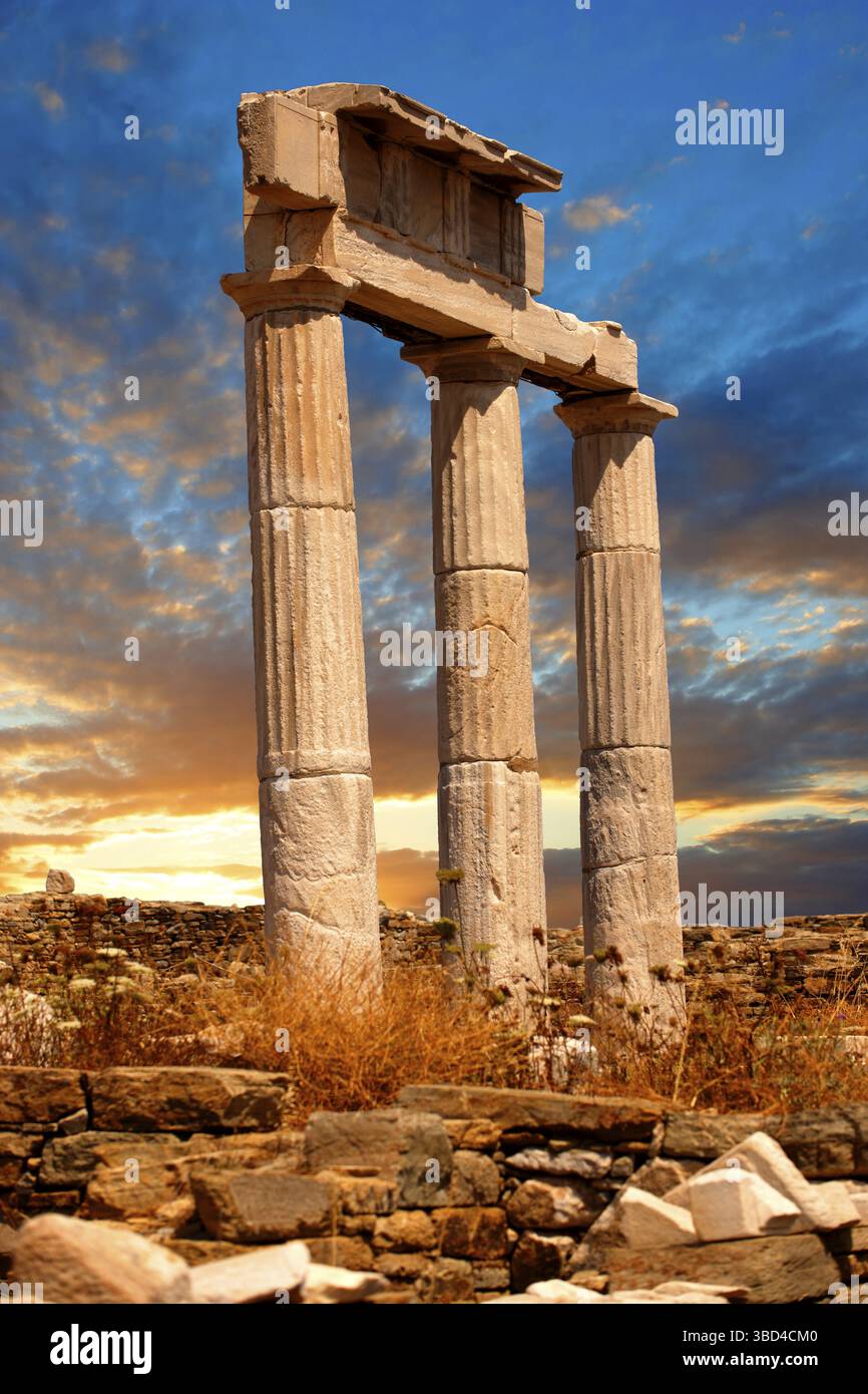 Doric columns of the Temple of Poseidon, the ruins of the Greek city of ...