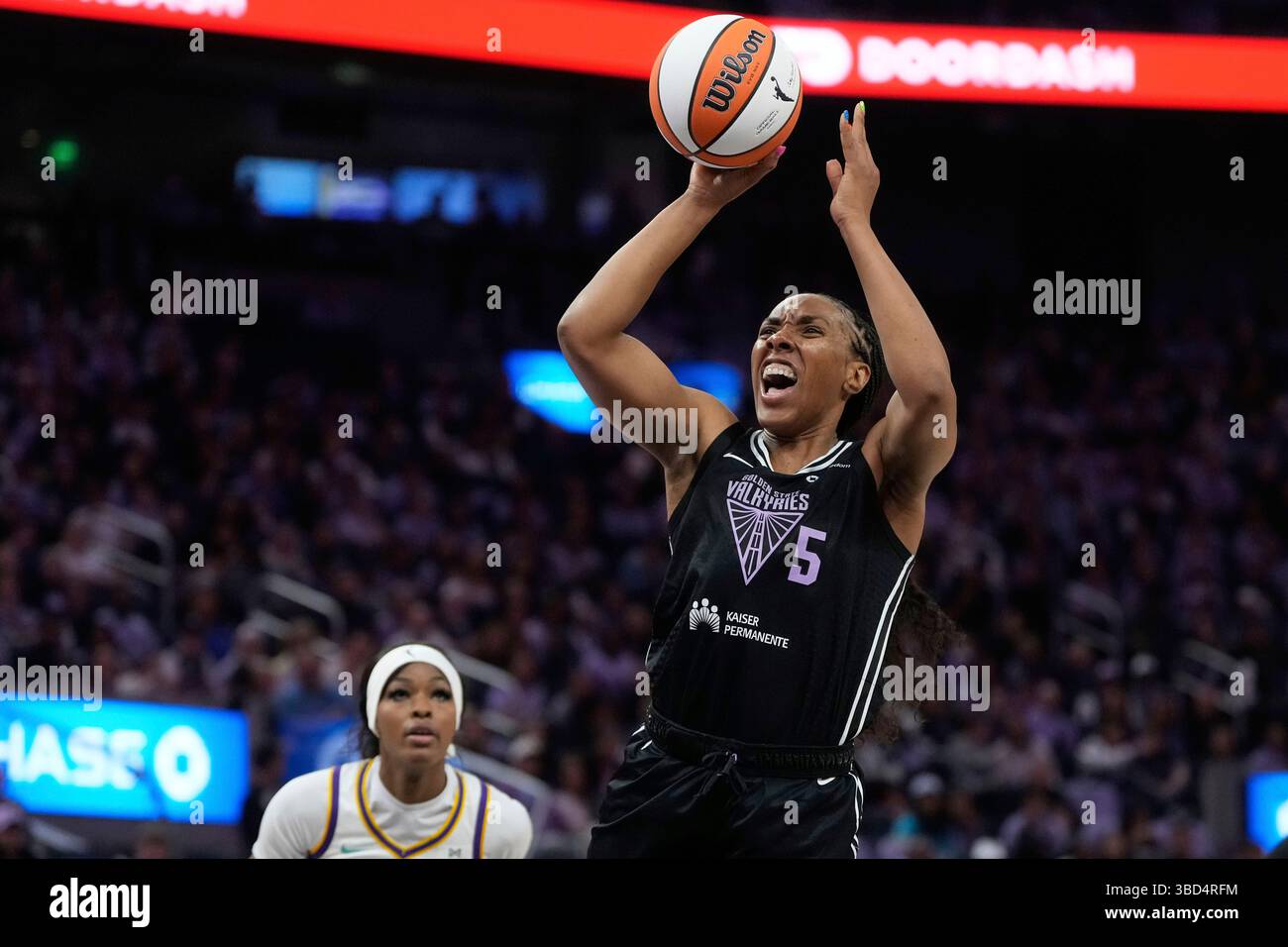 Golden State Valkyries forward Kayla Thornton (5) during a WNBA ...