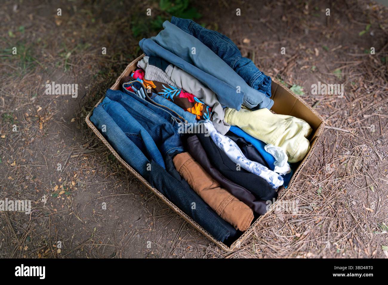 Clothesbox hi-res stock photography and images - Alamy