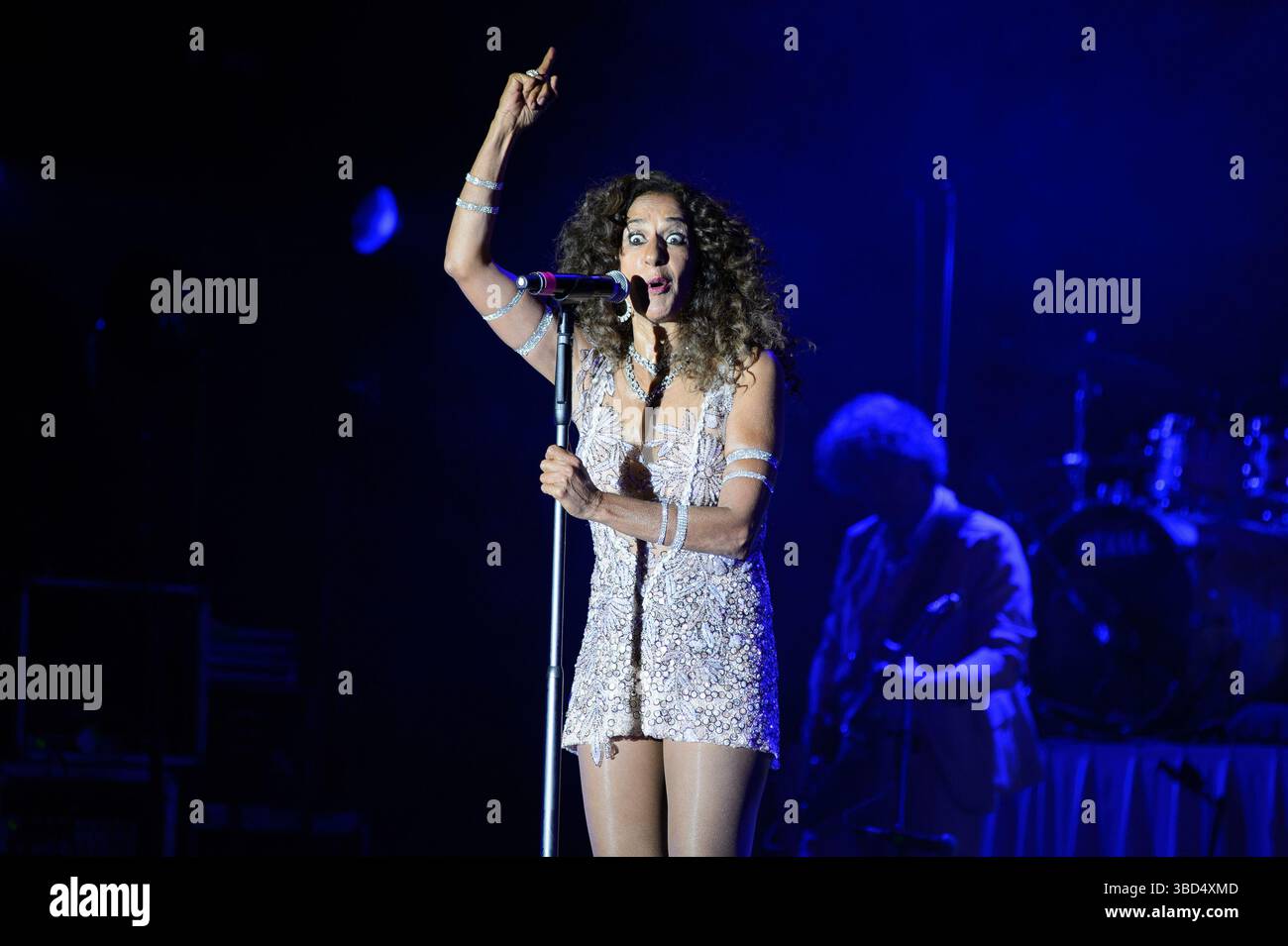Spanish singer Rosario Flores performs during the Universal Music ...