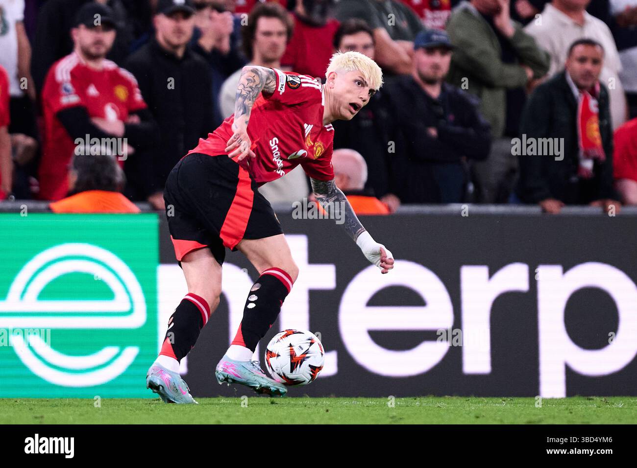 Alejandro Garnacho of Manchester United with the ball during the UEFA ...