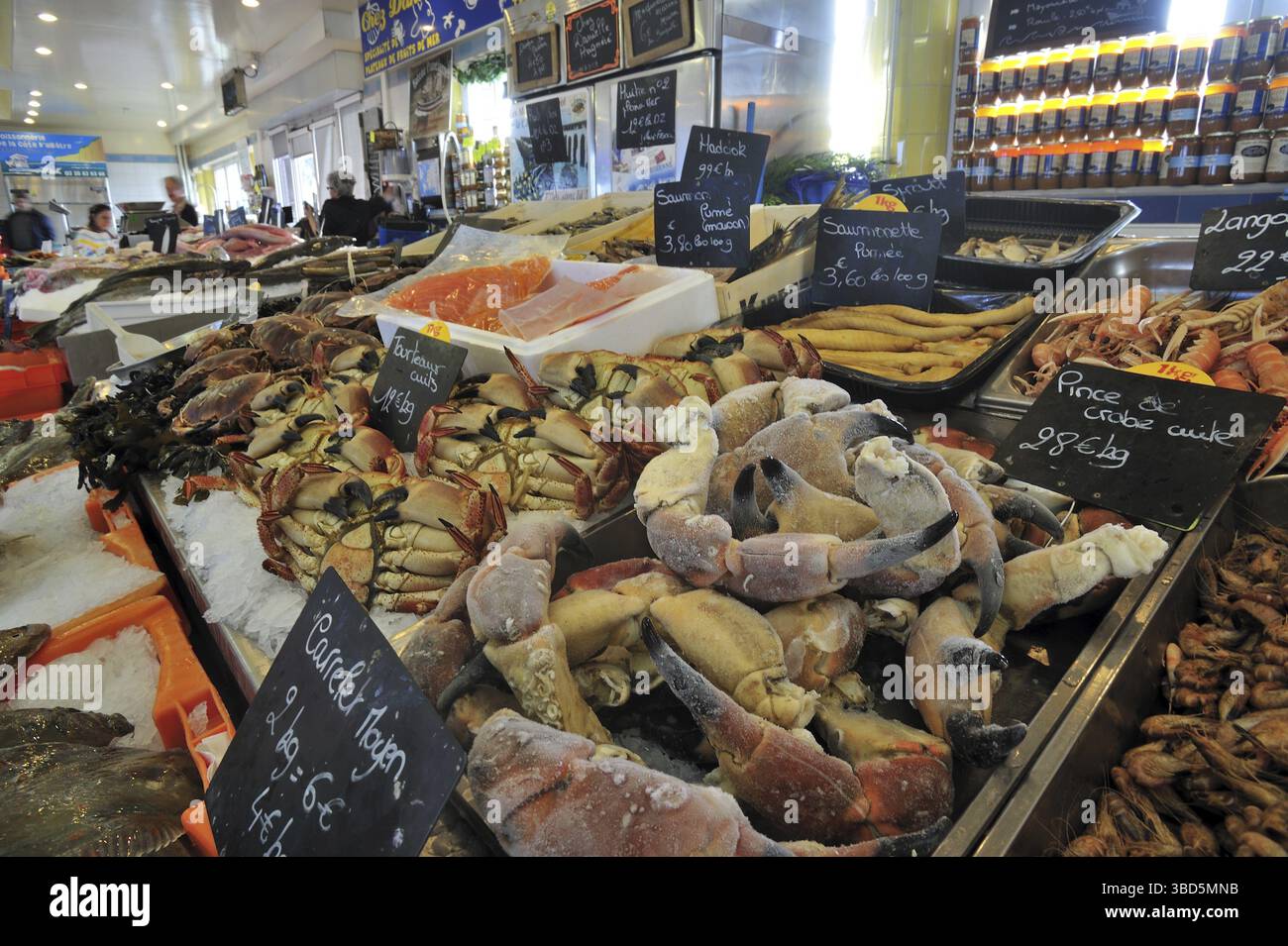 Fresh crabs and seafood on display at fish market in the port of Le ...