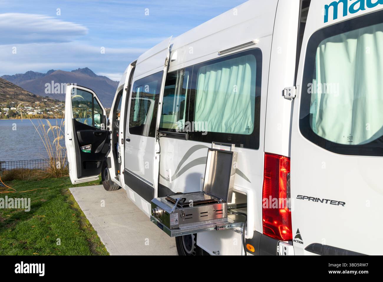 Maui camper barbecue hi-res stock photography and images - Alamy