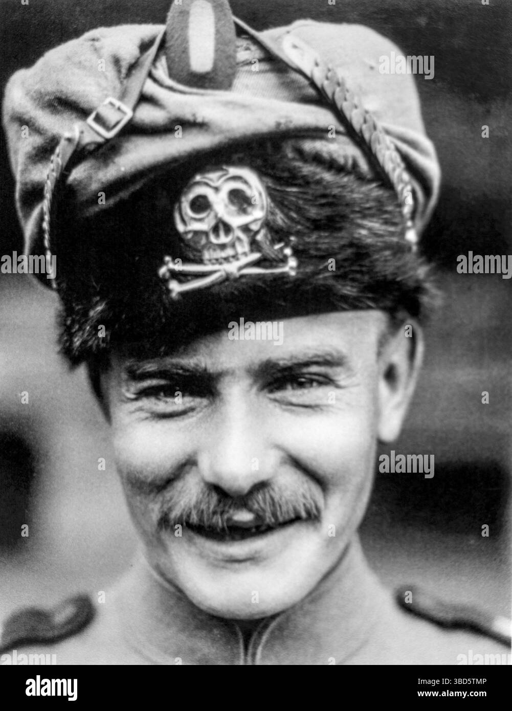 Cranium 17 Black and White Stock Photos & Images - Alamy