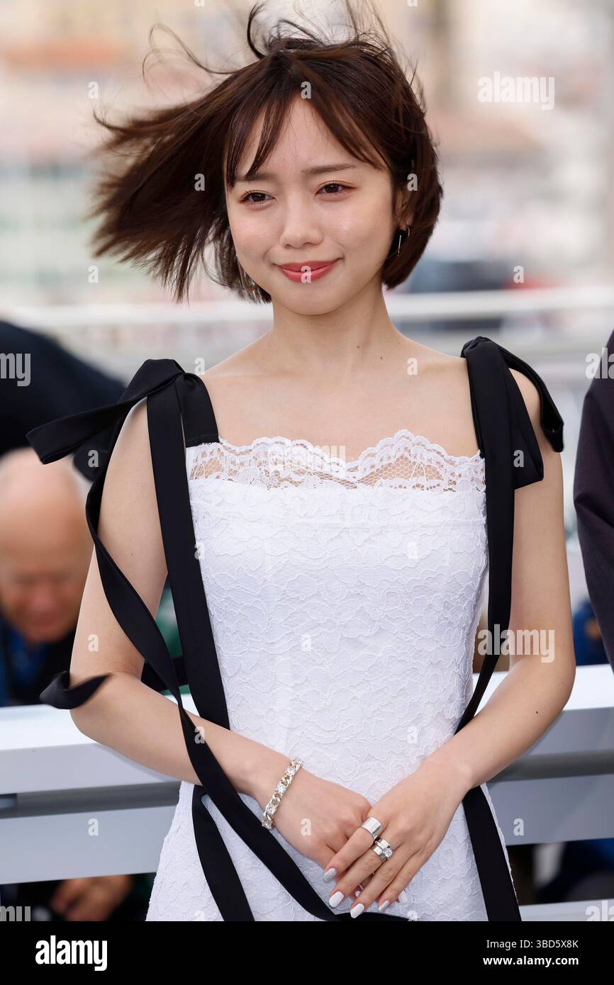 Cannes, Frankreich. 22nd May, 2025. Kyoko Saito poses at the photocall ...