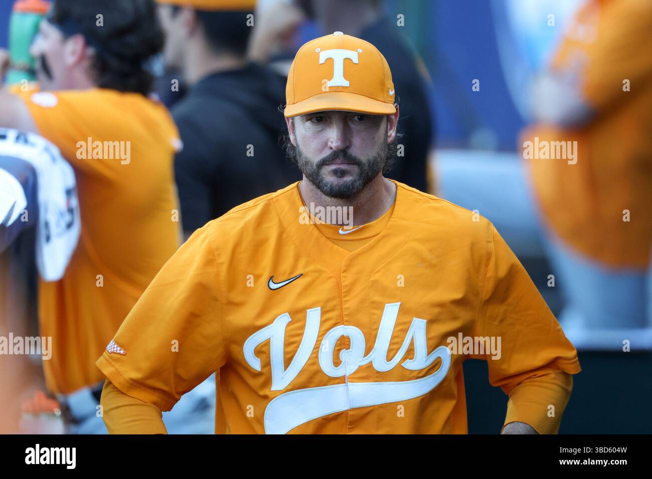 HOOVER, AL - MAY 22: Tennessee head coach Tony Vitello walks the dugout ...