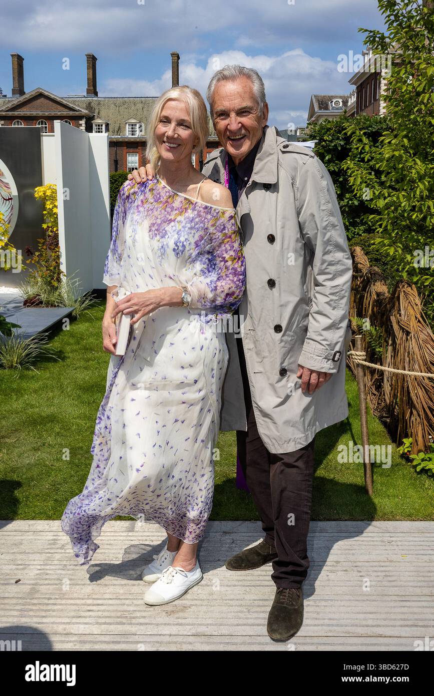 Dozens of celebrities flocked to Chelsea Flower Show enjoying the warm ...