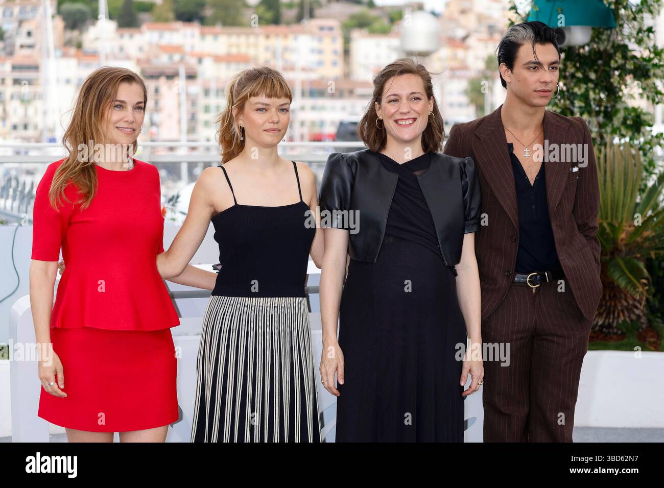 Maria Zamora, Llucia Garcia, Director Carla Simon and Mitch pose at the ...