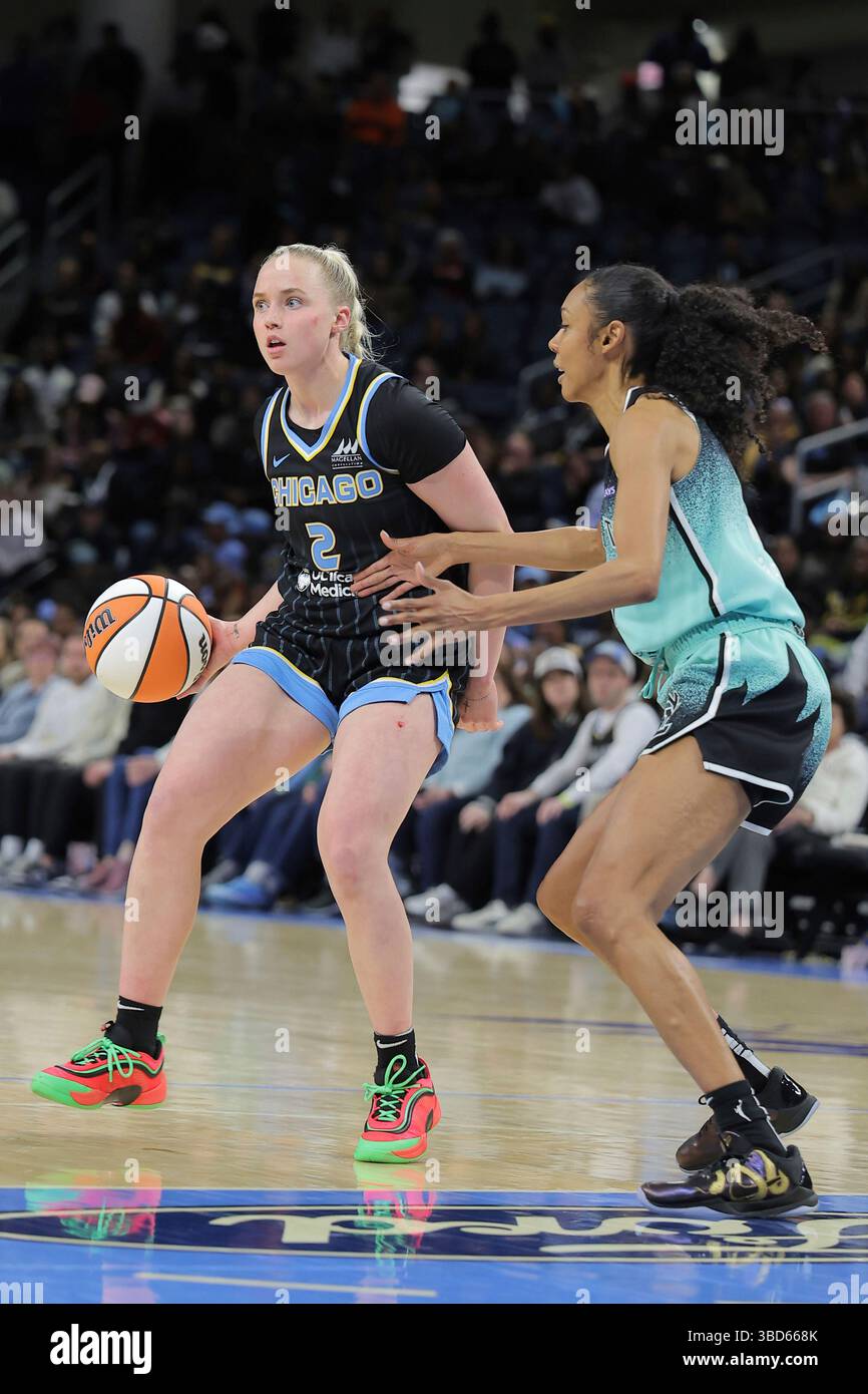 CHICAGO, IL - MAY 22: Rebekah Gardner #7 of the New York Liberty guards ...