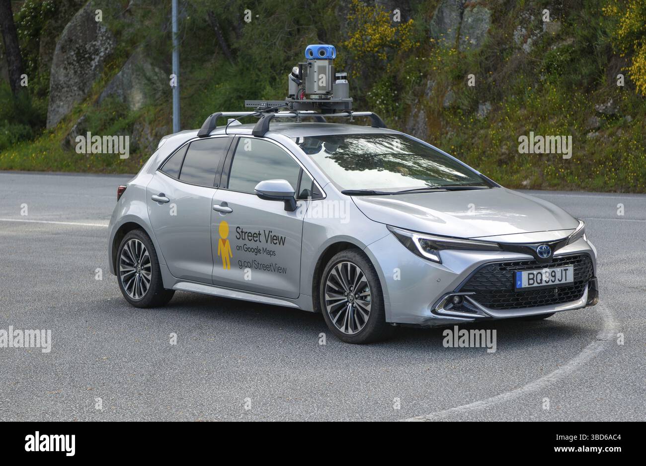 Google Maps Streetview car camera filming vehicle, Frende, Baiao ...