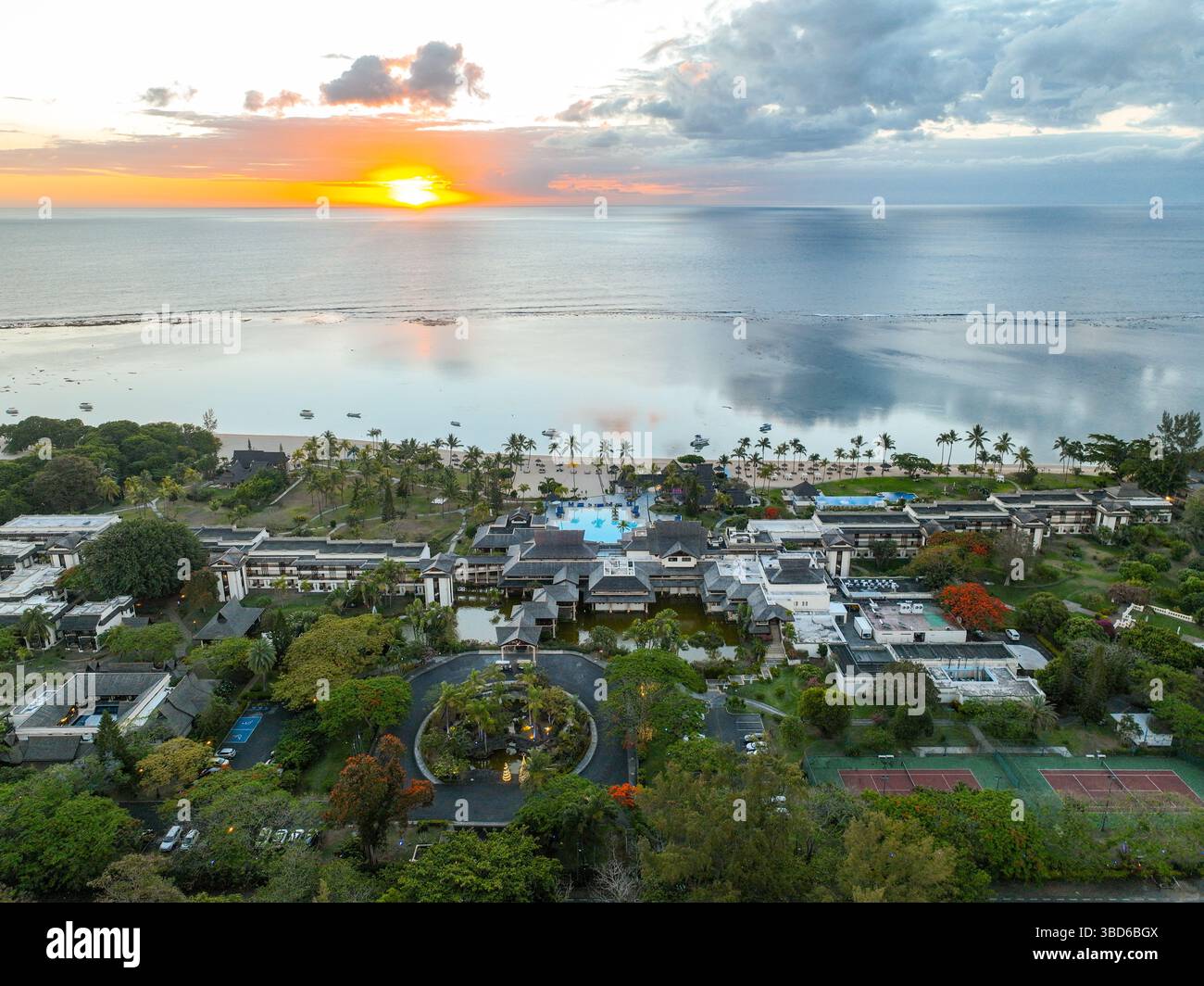 Elevated view resort complex hi-res stock photography and images - Alamy