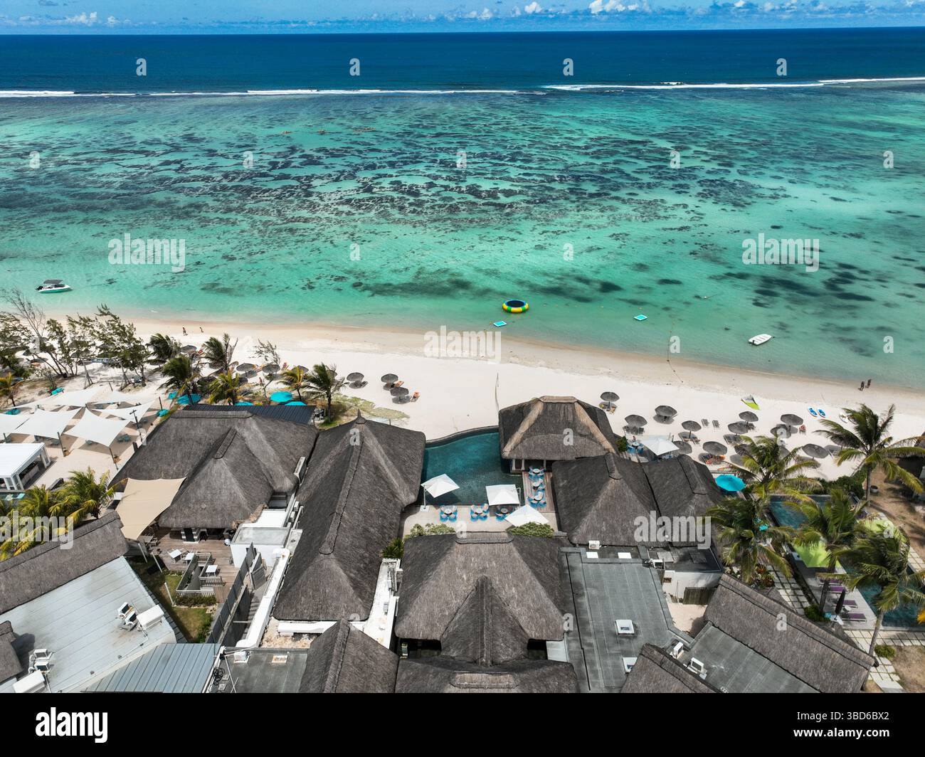 Rich resort hi-res stock photography and images - Alamy
