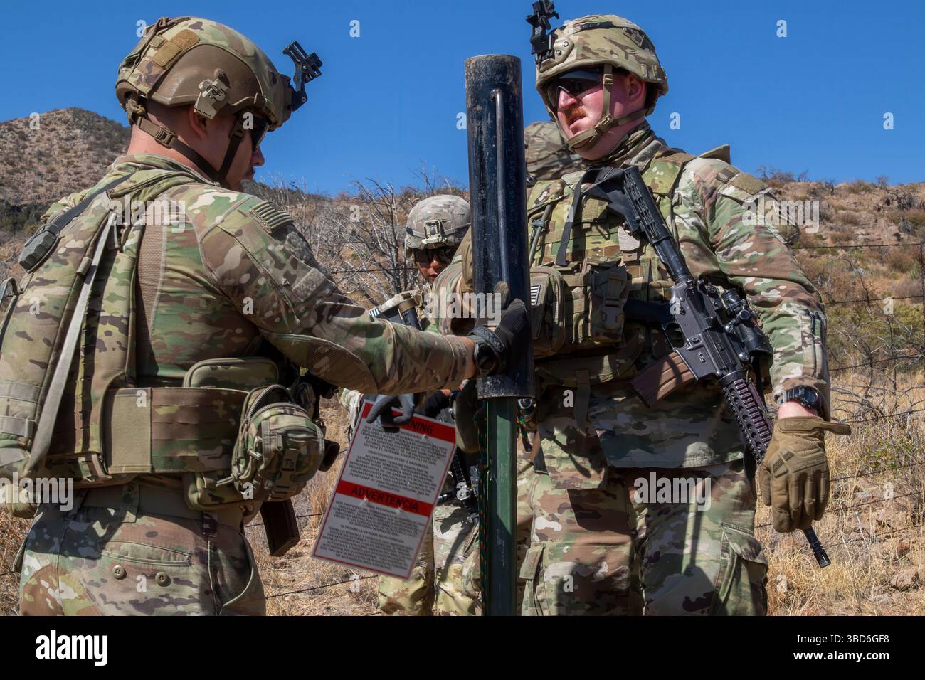 U.S. Soldiers, assigned to 76th Engineer Company, 41st Engineer ...