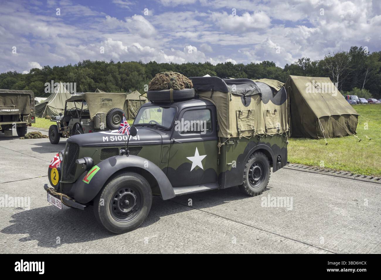 WW2 US army Hillman Light Utility Truck, military Hillman Tilly at ...