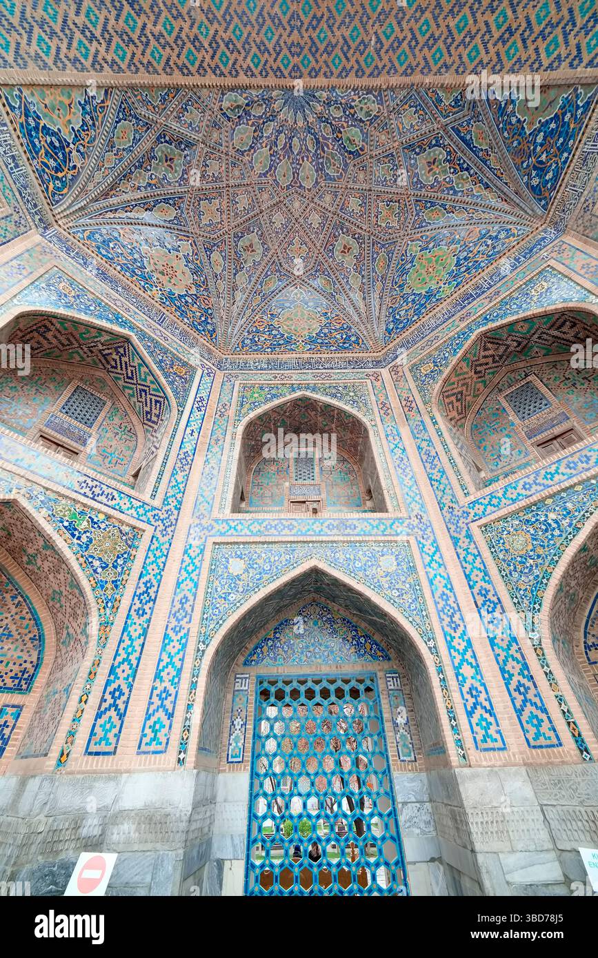 Registan Square Observatory, Samarkand, Uzbekistan – March 26, 2025 ...