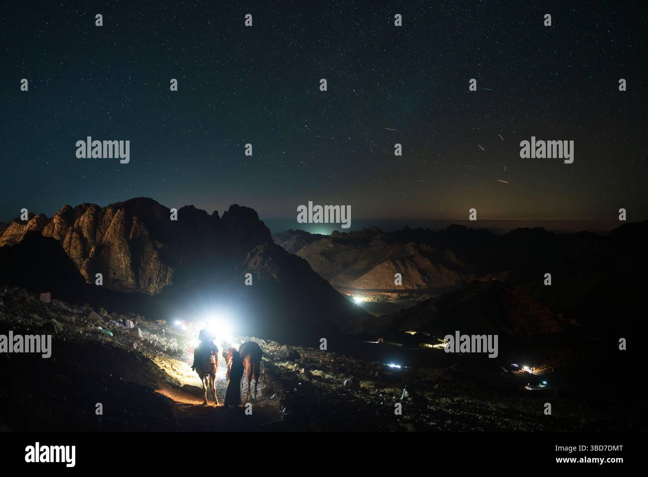 Night sky and milky way over mount sinai area in egypt Stock Photo - Alamy